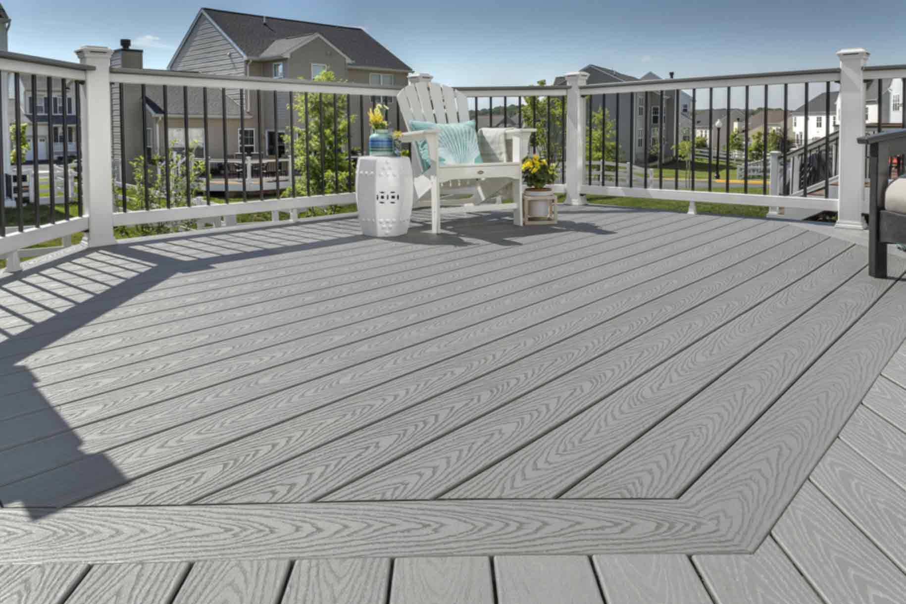 Trex Decking, Railing & Lighting